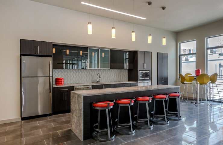 The Collins - Midtown Village Apartments, Lofts, Bi-Levels - Philadelphia