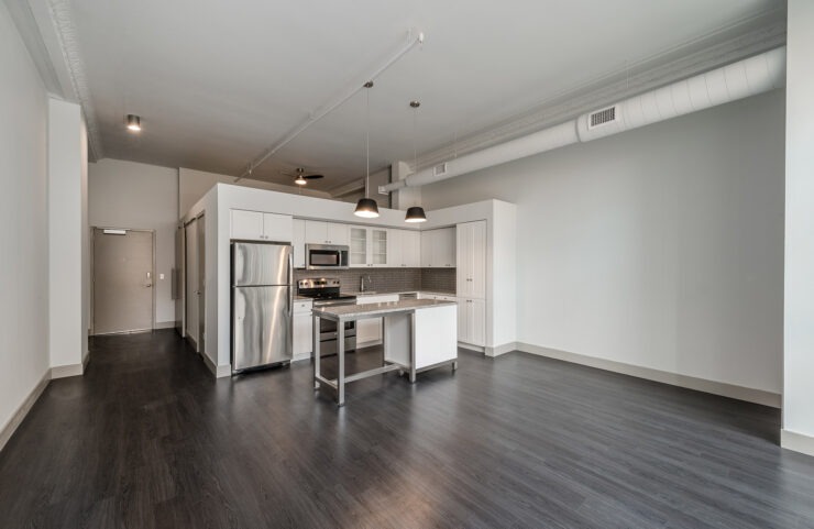 The Collins - Midtown Village Apartments, Lofts, Duplexes - Philadelphia